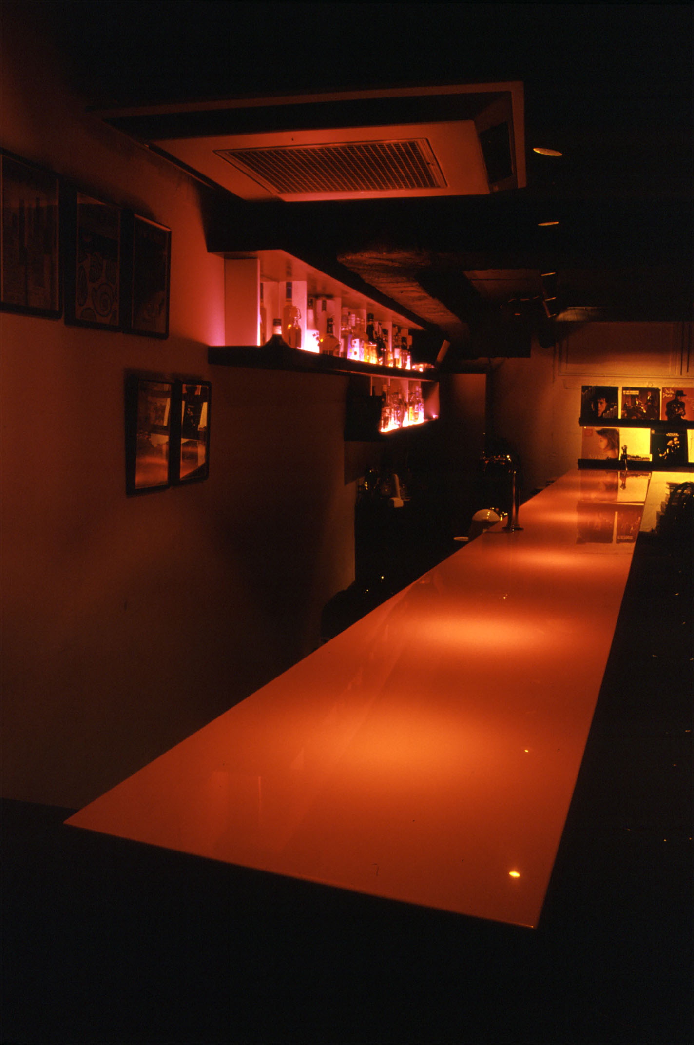 STUDIO VOID architecture+design | Bar in Nisihiazabu